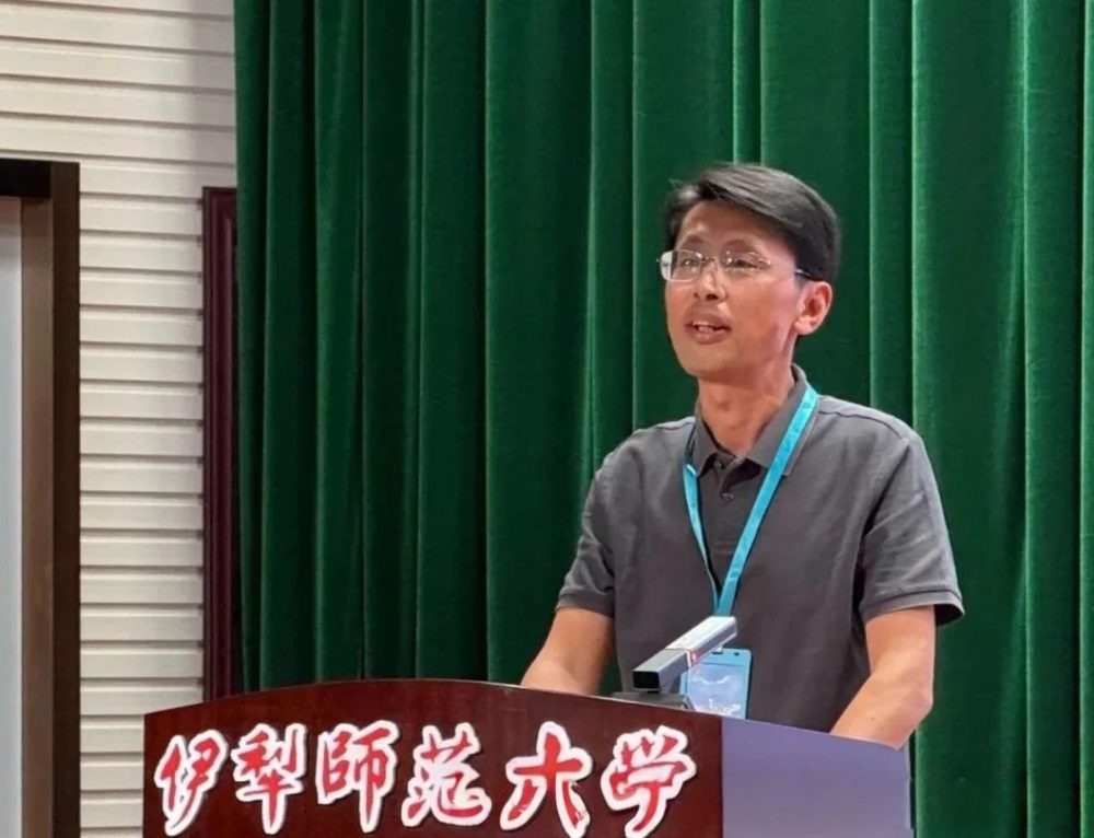 Watercolor Painting Supplies: Canvas Materials Comparison Guide ...